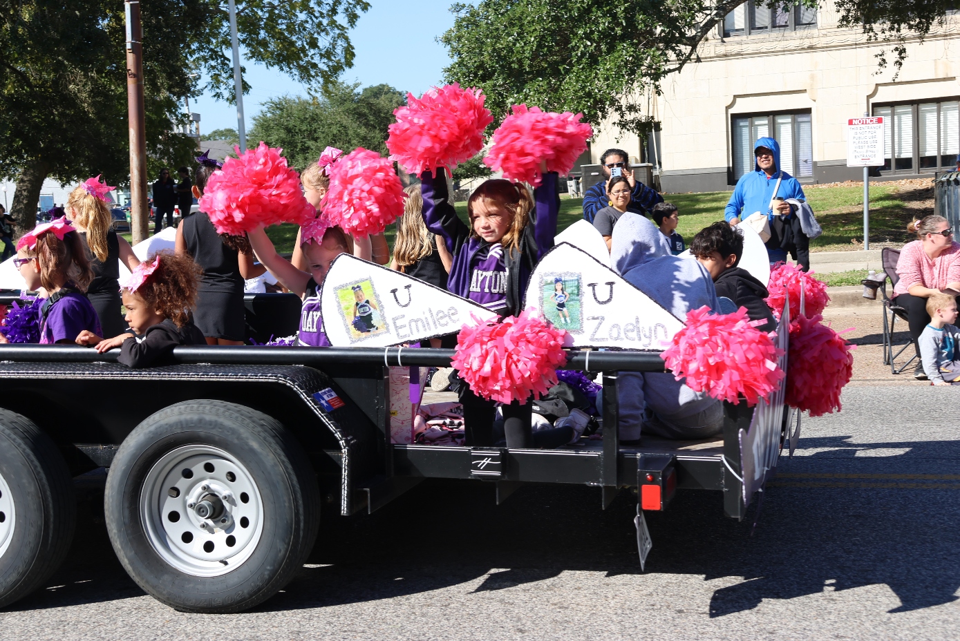 1023TVE rodeo parade 83 | Bluebonnet News