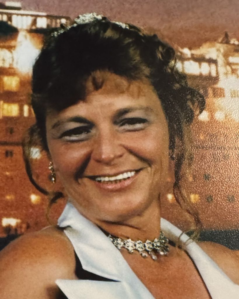 Cindy Lou Trichell - Bluebonnet News