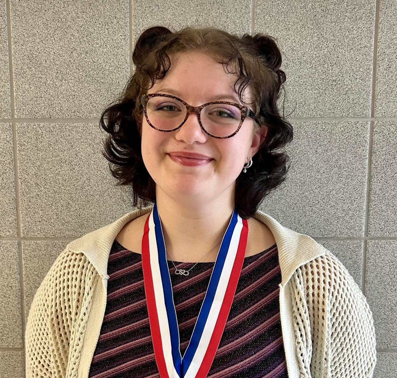 Splendora High senior shapes path to state art competition - Bluebonnet ...